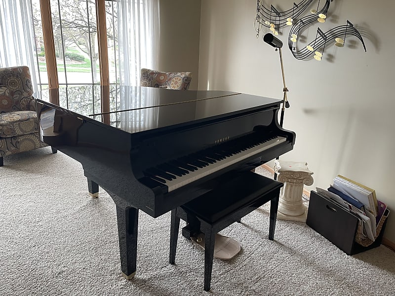 Yamaha Baby Grand Piano 2012 - Black | Reverb