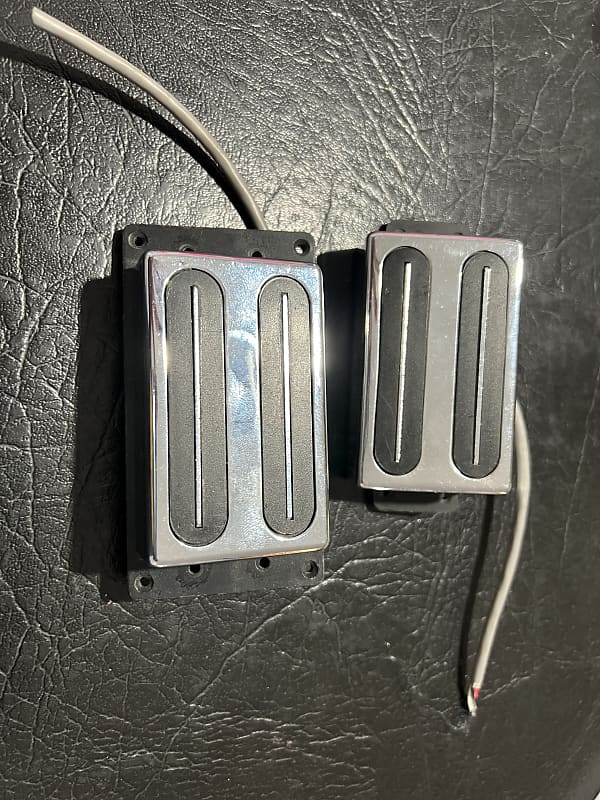 Peavey T-40 Bass Pickups - Original - Neck & Bridge - | Reverb