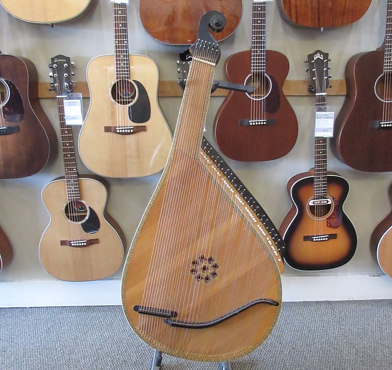 Unlabeled Kiev-Style 56-String Ukrainian Bandura | Reverb