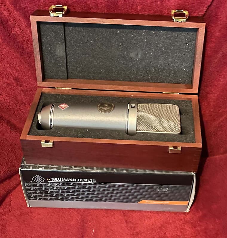 Neumann TLM 67 | Reverb