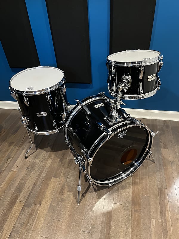 Yamaha YD 7000 Bop Kit 18" Bass Vintage 70s Drum Set Black | Reverb