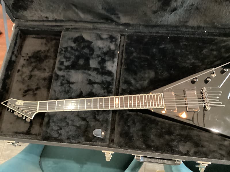 ESP Standard V 2012 | Reverb