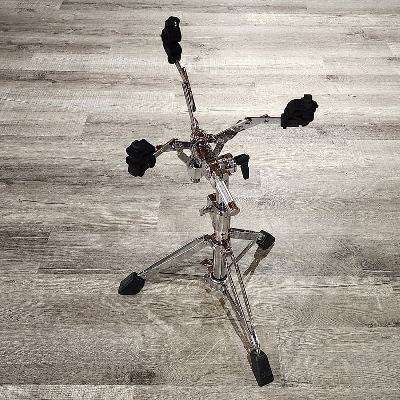 Used DW 9000 Series Tom/Snare Stand - Fair | Reverb