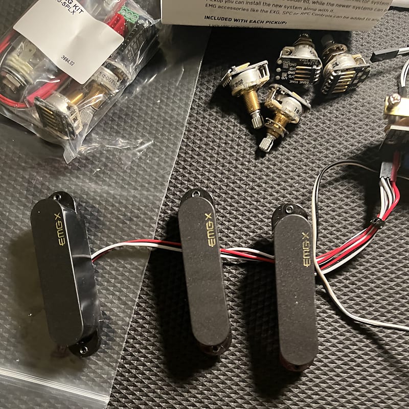 EMG SAX Strat Single Coil Pickup Set | Reverb