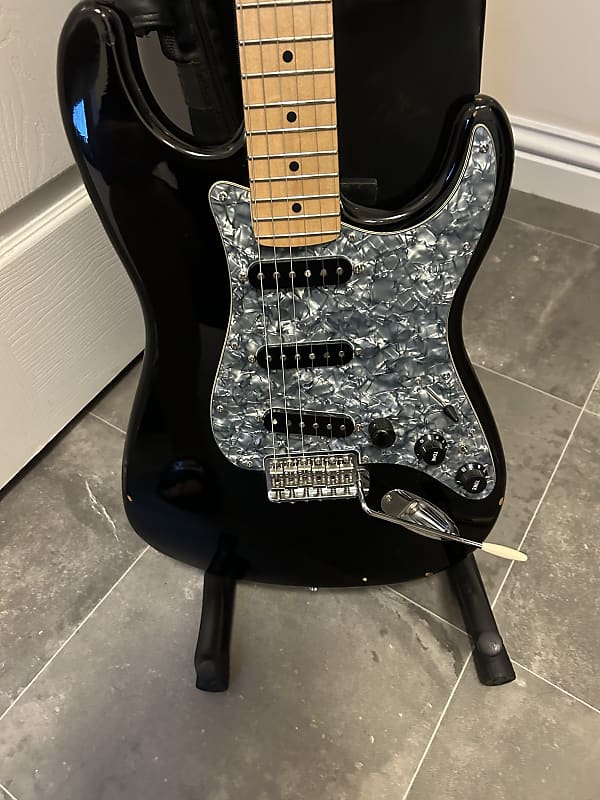 Partscaster Stratocaster 2020 - Black | Reverb UK