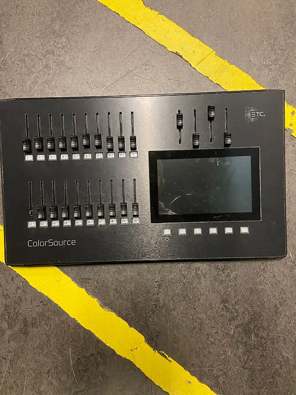 ETC Colorsource 20 | Reverb