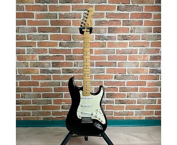 FENDER - STRATOCASTER ROLAND VG G5 + ETUI FENDER | Reverb