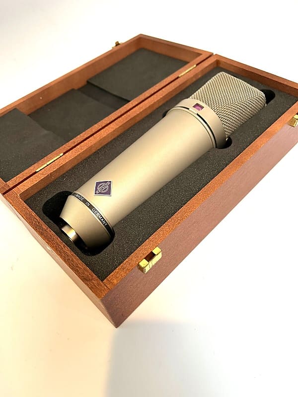 Neumann NEUMANN U87 | Reverb