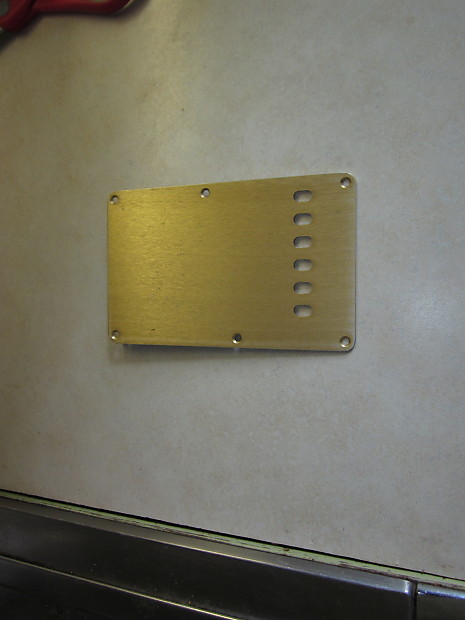 Fender Stratocaster relic anodized back plate 2013 gold | Reverb