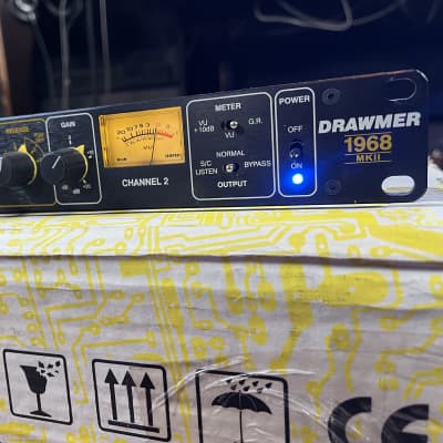 APHEX CHANNEL TUBE PREAMP AND COMPRESSOR Compressor | Reverb