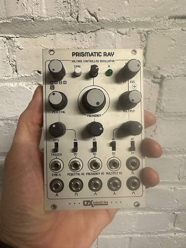 Lzx Prismatic Ray Video Synth Oscillator Reverb