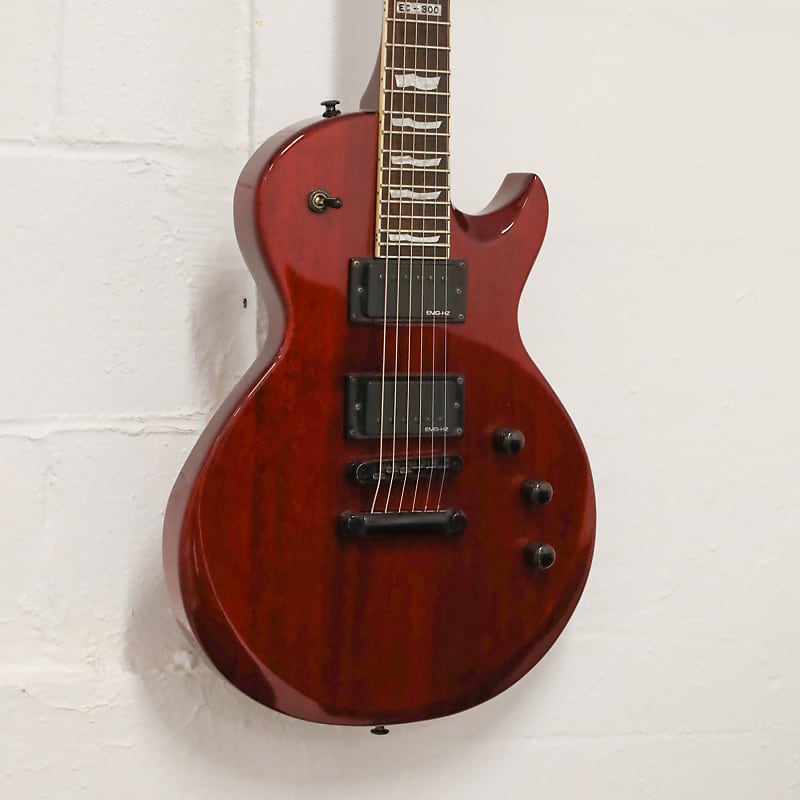 ESP LTD EC-300 | Reverb