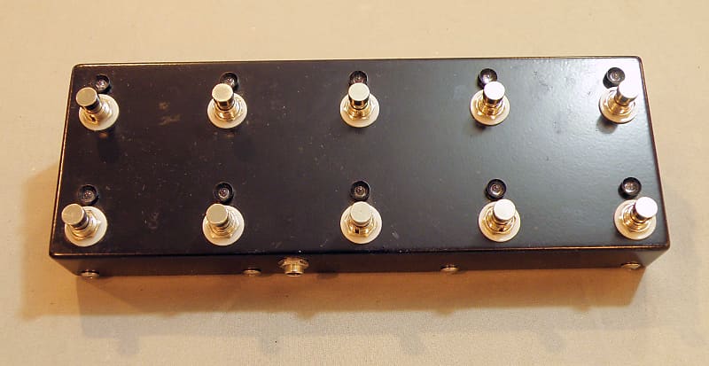self-built 10 Channel True Bypass Looper/Switcher (Timon | Reverb