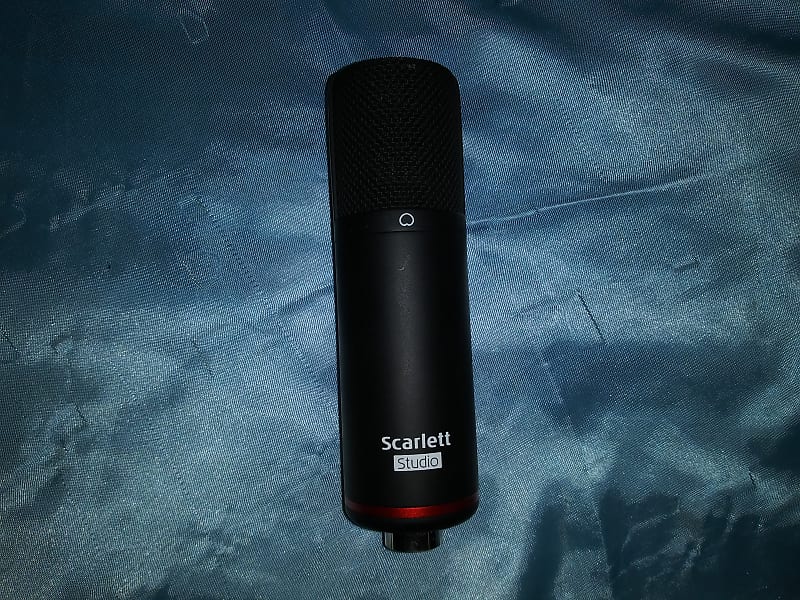 Focusrite Scarlett Studio CM25 Microphone | Reverb