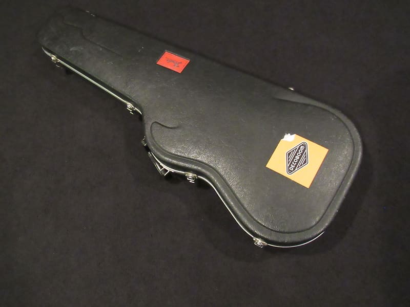 Fender Molded Hardshell Guitar Case for Fender | Reverb