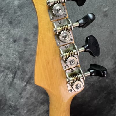 Yamaha SB-2 1966 - Sunburst | Reverb