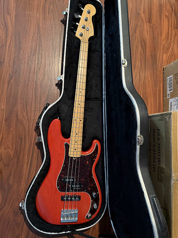 Fender P bass 1999 - Sunset orange | Reverb