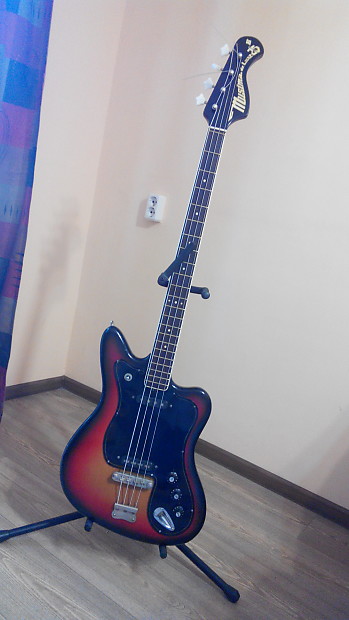 Musima de Luxe 25b 1970s 3 Tone Sunburst Jaguar bass | Reverb