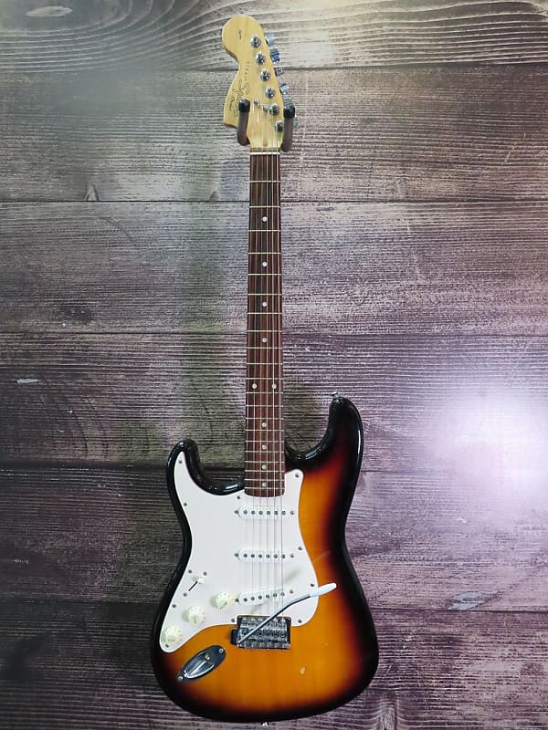 Squier Affinity Strat Left-Handed Electric Guitar (Edison, | Reverb