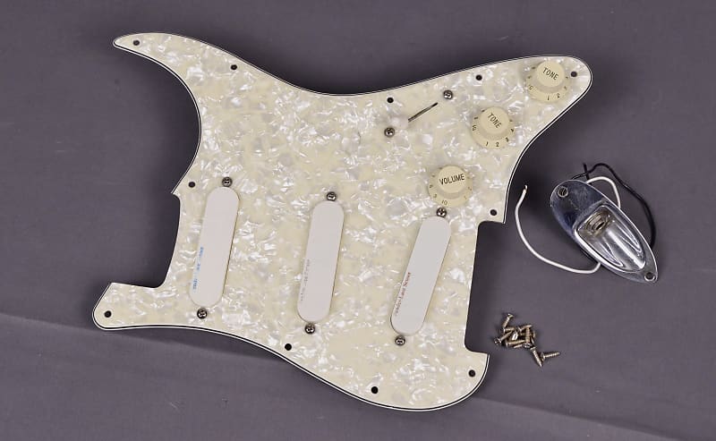 1997 Loaded Fender Stratocaster Plus Deluxe Pickguard | Reverb