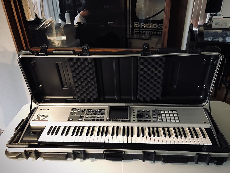 Roland Fantom-X7 76-Key Keyboard/Synthesizer with SKB | Reverb