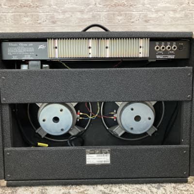 Used Peavey CLASSIC CHORUS 130 Solid State Guitar Amp | Reverb