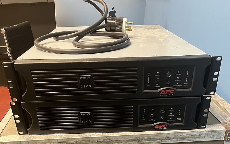 APC Smart-UPS 2200 | Reverb