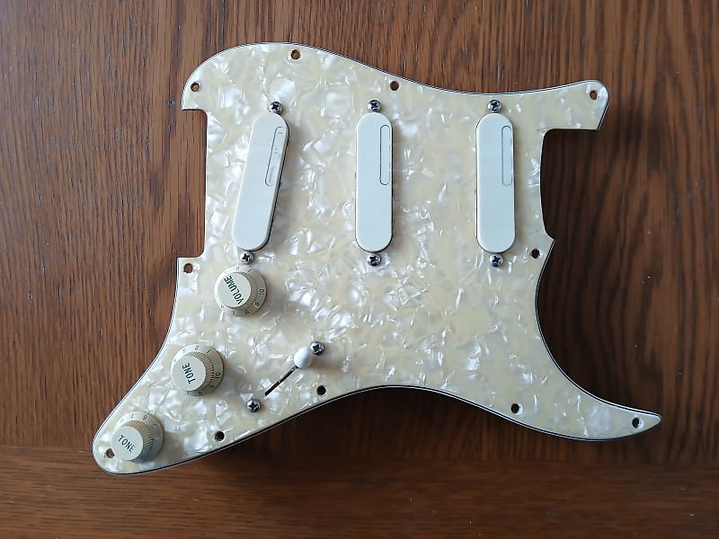 Fender Lace Sensor pickups / Pickgaurd 1980s Strat Plus - | Reverb