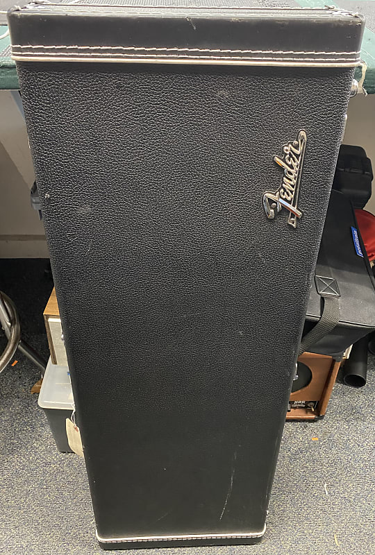Fender Classic Series Tolex Case | Reverb