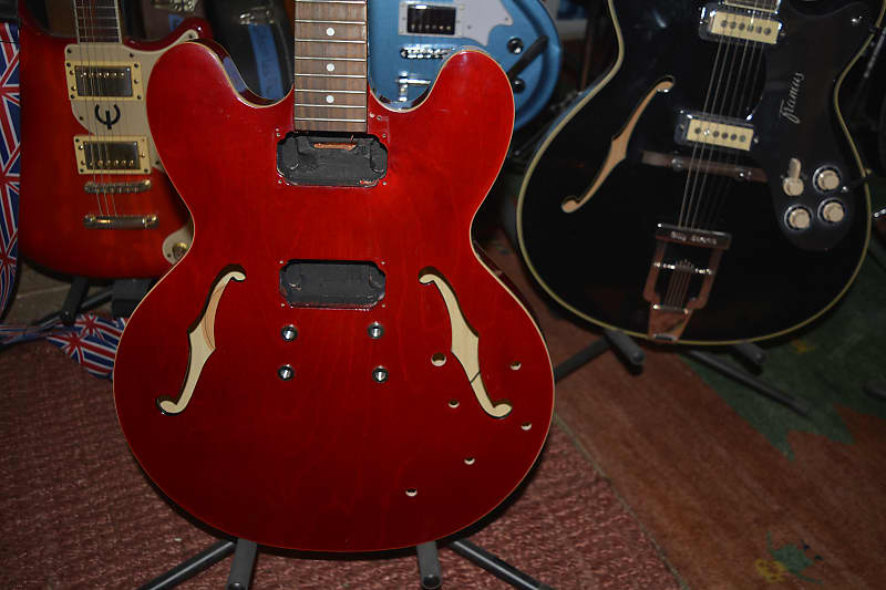 2011 Epiphone Dot 335 in Cherry Red-Damaged w/ broken | Reverb