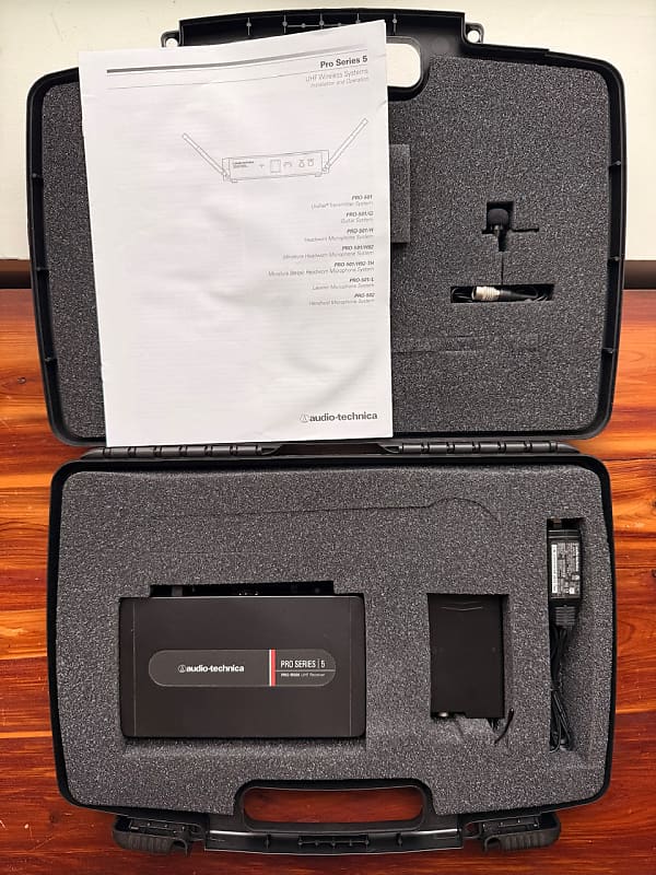 Audio Technica ATW-R700 Wireless Receiver & ATW-T701 | Reverb