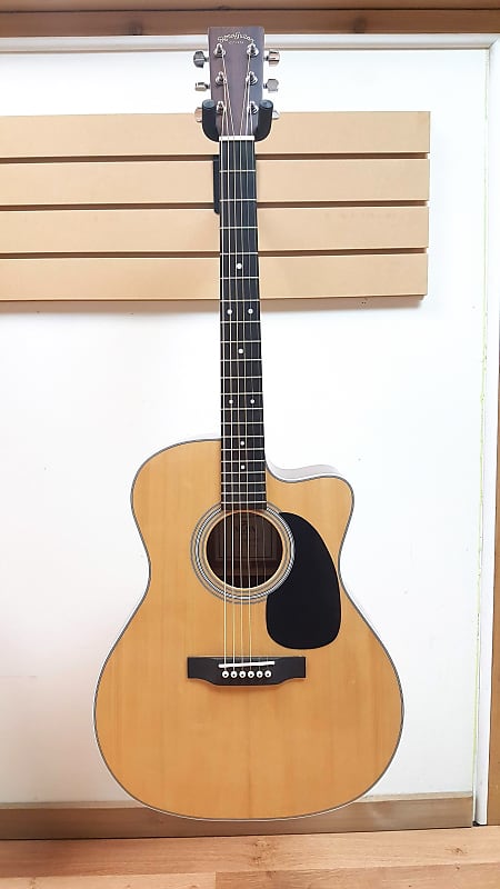 Sigma Jumbo Acoustic-electric guitar JMC-1STE+, solid | Reverb Canada
