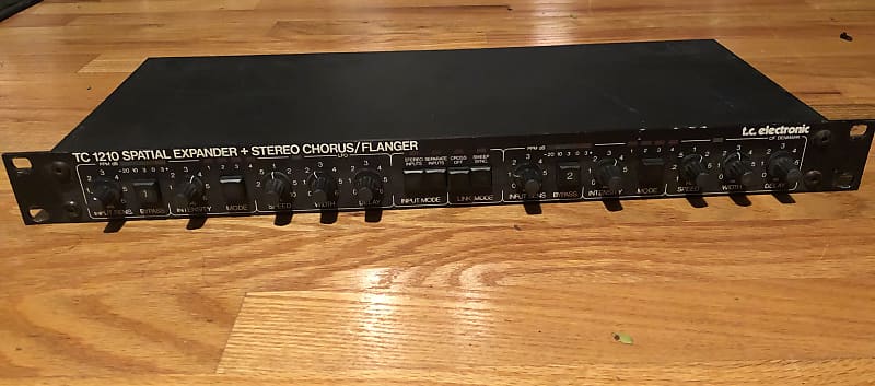 TC Electronic 1210 Spatial Expander + Stereo Chorus/Flanger | Reverb