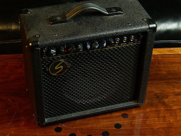 Samick SGA30 | Solid-state Guitar Amplifier | Combo Amp | No | Reverb