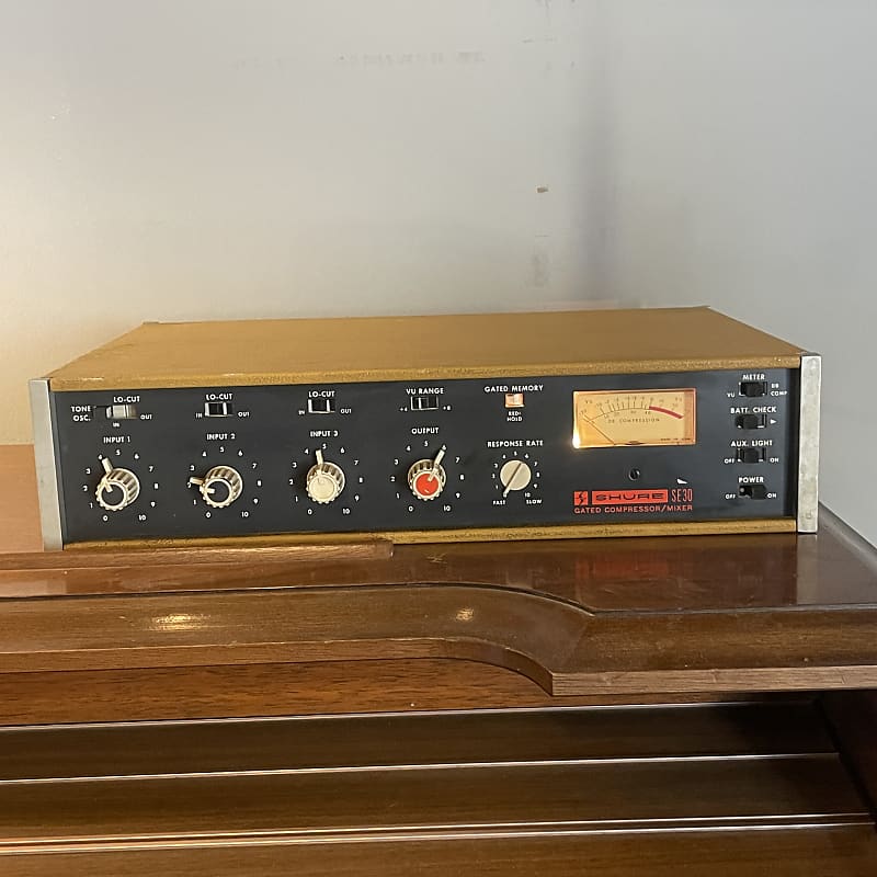 Shure SE-30 Gated Compressor Mixer Level Loc | Reverb