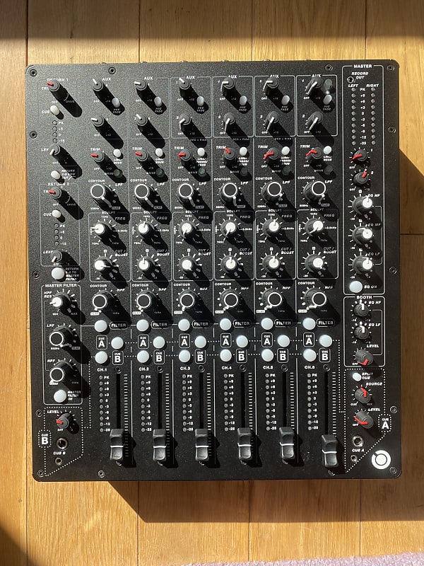 PLAYdifferently Model 1 DJ Mixer | Reverb