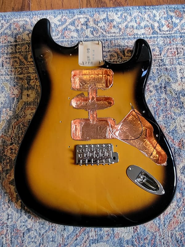 Fender JV Modified 50's HSS 2022 - 2 Tone Sunburst | Reverb