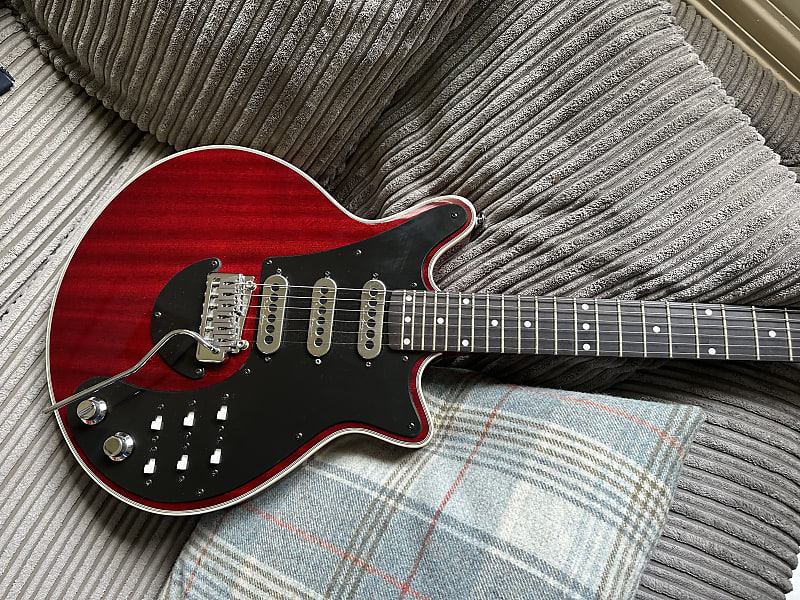 Brian May Red Special 2015 - Red cherry | Reverb UK
