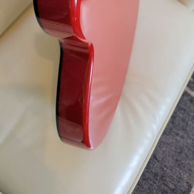 Backlund Rockerbox II 2021 - Red-Creme | Reverb