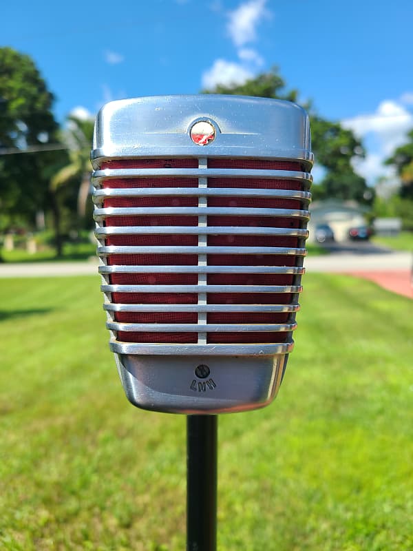 Shure 51 1962 "Crooner" vocal microphone in Green Book | Reverb