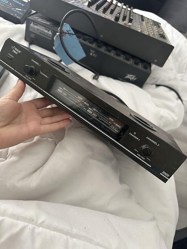 Pyle Pro PDWM-3000 Wireless Microphone System | Reverb