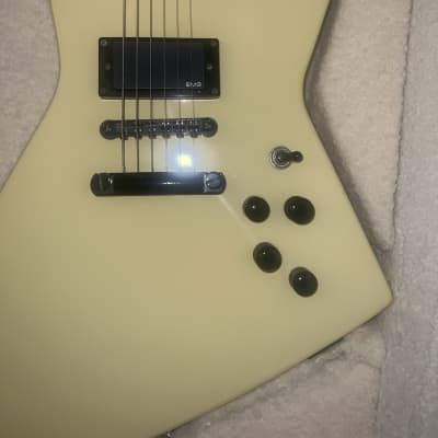 ESP LTD LAWSUIT EXPLORER Mid 90’s - Aged white | Reverb