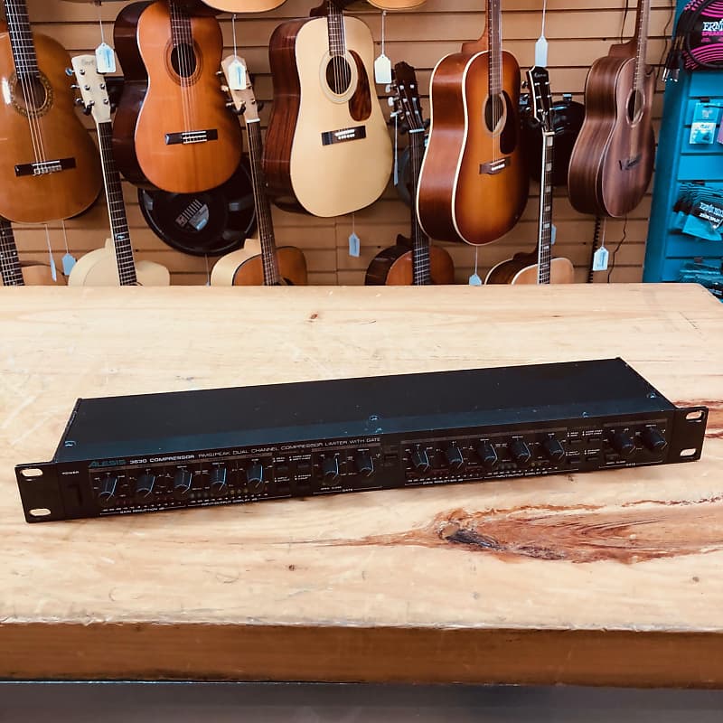 Alesis 3630 Rackmount Dual Channel Compressor Limiter | Reverb