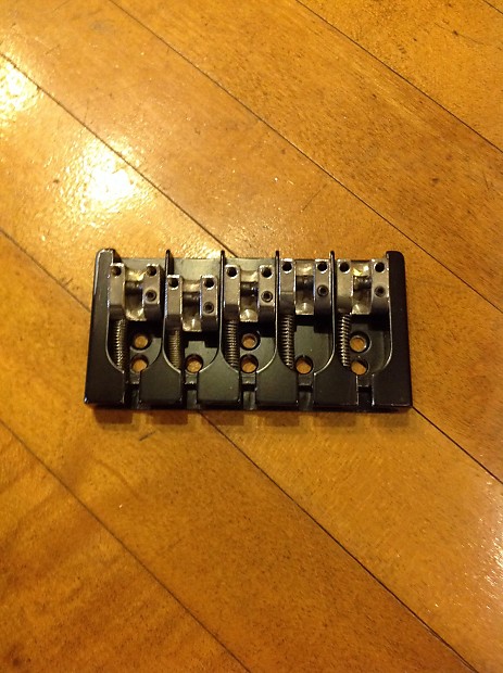 Peavey 5-String Bass Bridge Black/Chrome | Reverb