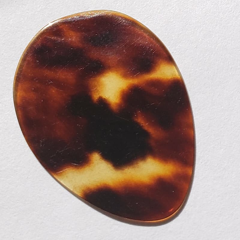 Herdim Vintage Tortoise Shell Guitar Pick 1950's (R50) | Reverb