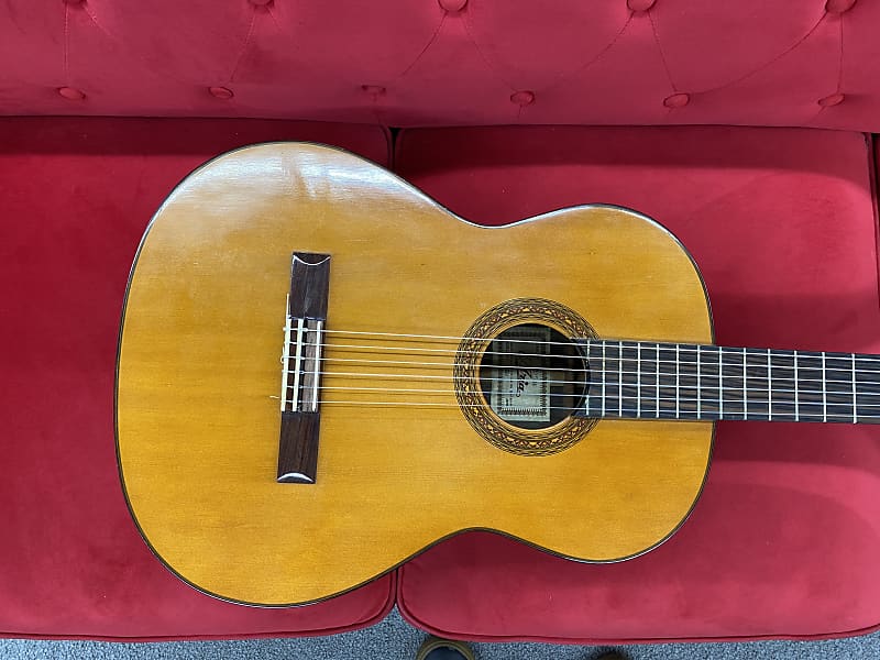 Aria A554 Classical Guitar 1970's - Natural Made in Japan | Reverb