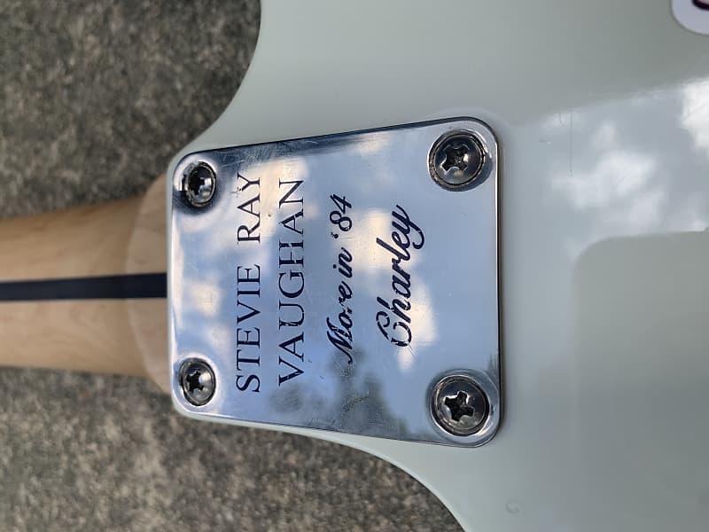 dan electro/squier Hardtail Stratocaster 2020 Light creamy | Reverb