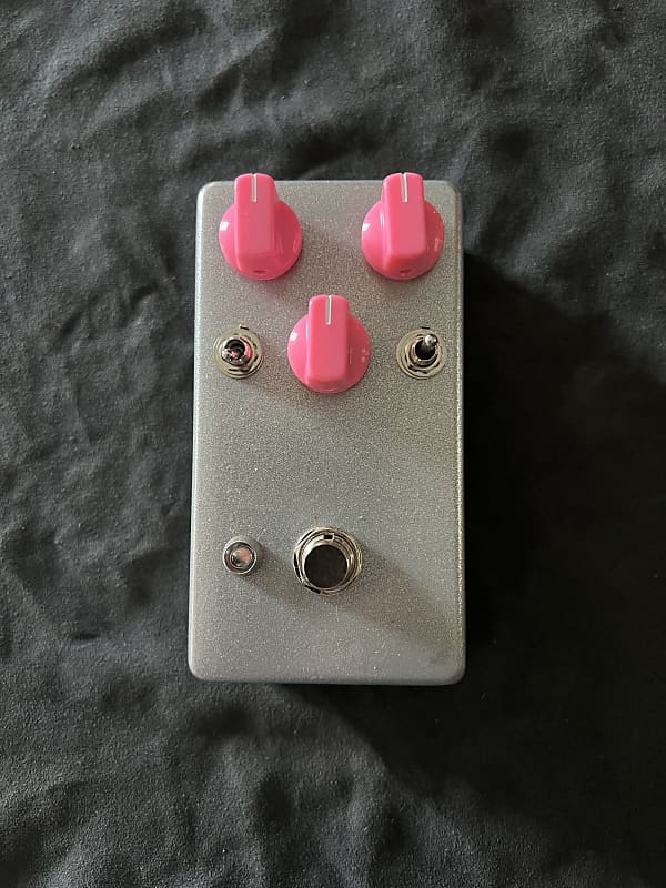 Aion EFX PCB Aion Meteor PCB Silver/pink knobs SD9 clone | Reverb