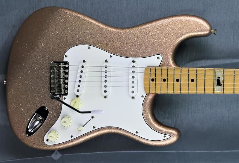 Fernandes Stratocaster LOVE DRIVER LD-85-KK signature 2000s Fernandes Stratocaster LOVE DRIVER LD-85-KK signature 2000s