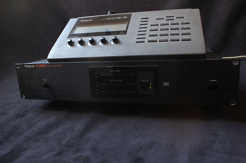 Roland R-880 | Reverb Canada